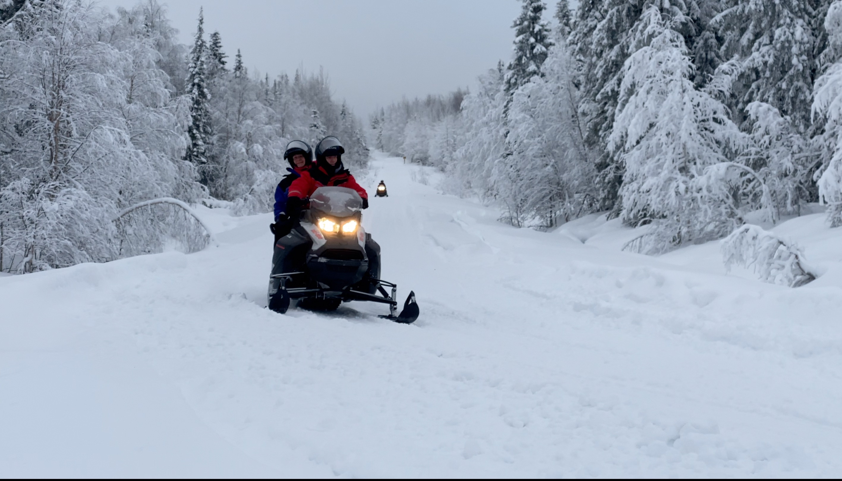 Ski-Doo through the Artic – CreamTeam